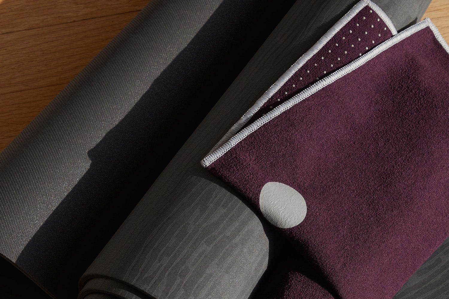 Manduka Yoga Towel Vs Yogitoes Sale Online | emergencydentistry.com